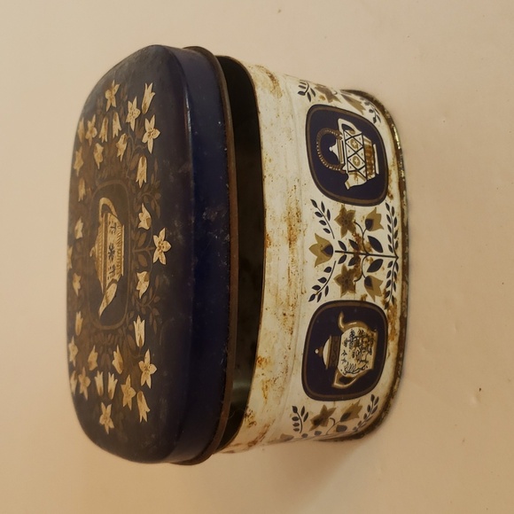 Tom Fillery | Accents | Vintage Tom Fillerys Toffee Candy 3 2 Oz Tin ...